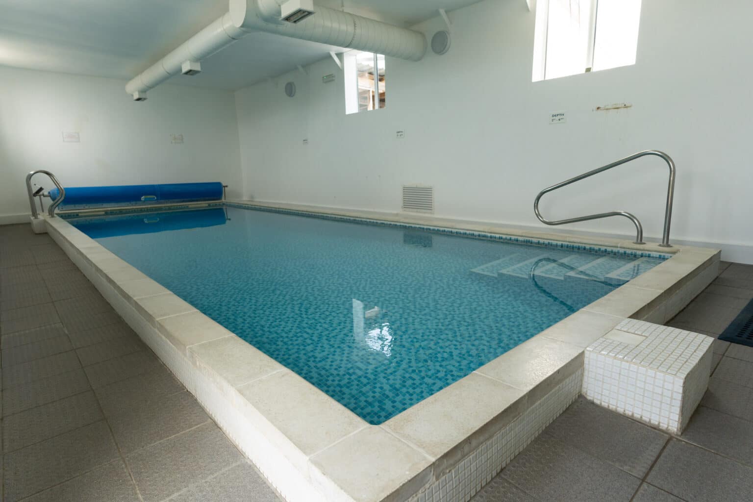 Holiday Parks with Swimming Pools | Lyons Holiday Parks