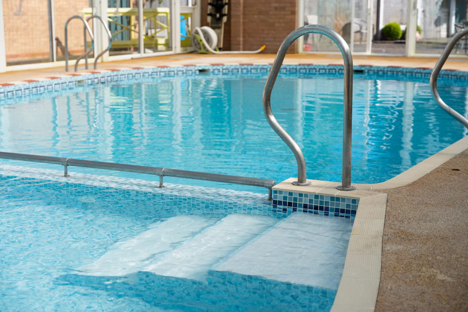 Holiday Parks with Swimming Pools | Lyons Holiday Parks